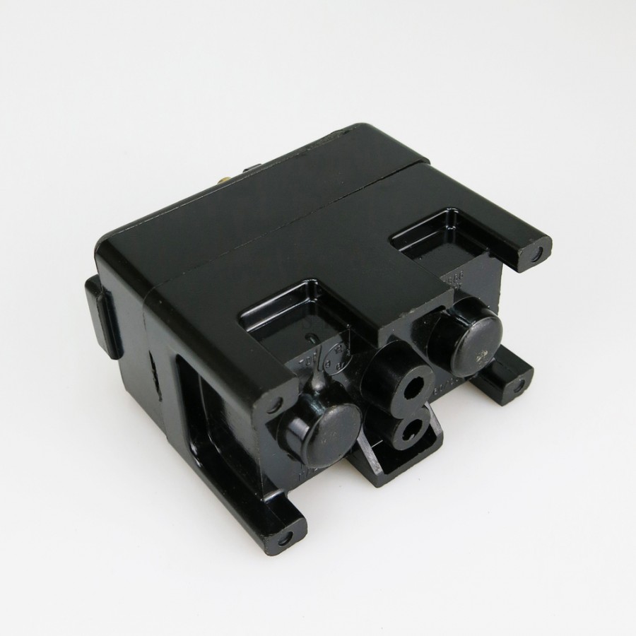PLK 60A Cut Out Unit Without Fuse (Black)