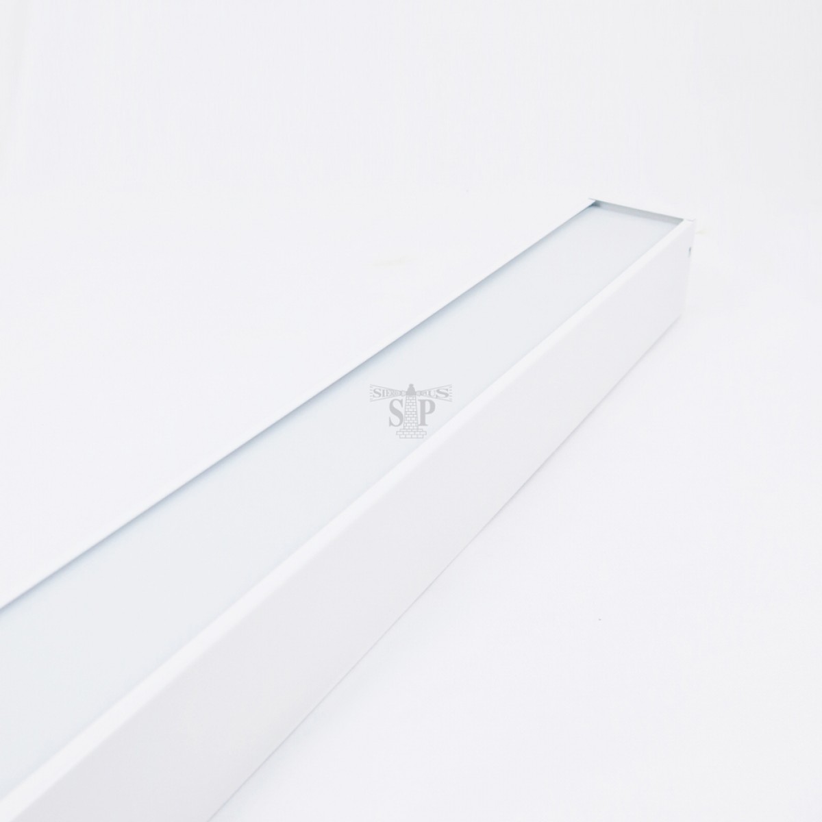 Iwachi 4ft LED Single Circuit Linear-Series Opal Diffuser Casing (White ...