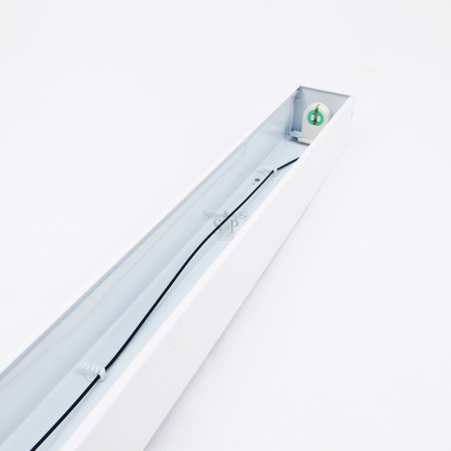 Iwachi 4ft Led Single Circuit Linear Series Opal Diffuser Casing White C W T8 Led Tube And