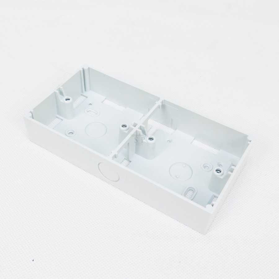 R&B 3-inch x 7-inch PVC Nut Box [Surface Type] (White)