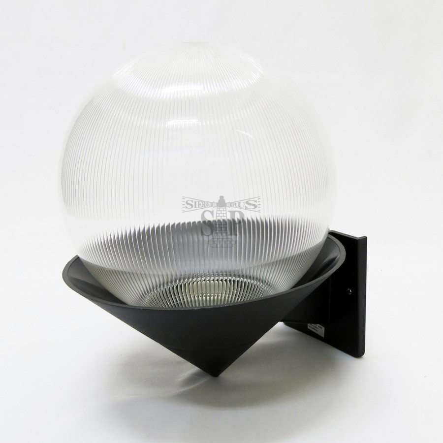 2803 8-inch Wall Globe Light / Lamp (Prismatic Clear)
