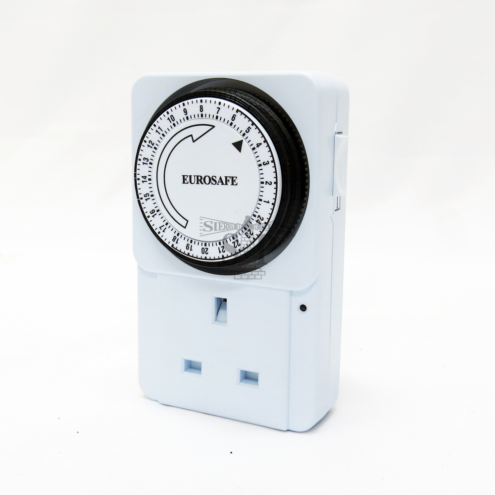 EUROSAFE ES-24HT 24hrs 13Amp Plug In Timer Switch (White)